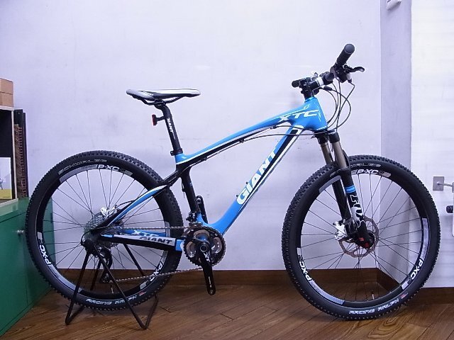 GIANT XTC COMPOSITE 1: 遊輪館のブログ